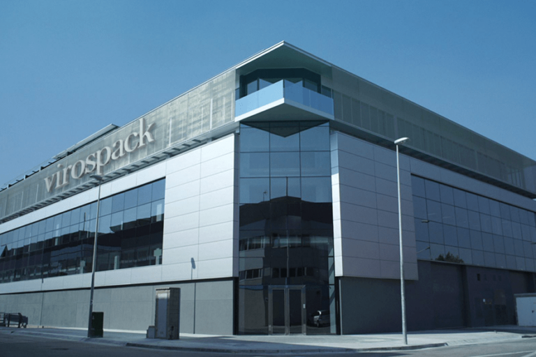 Colorful Packaging: Vibrant Glass Bottle Designs That Stand Out